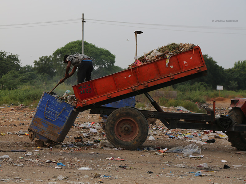 Garbage-Disposal-Worker-Madras-Courier | Madras Courier